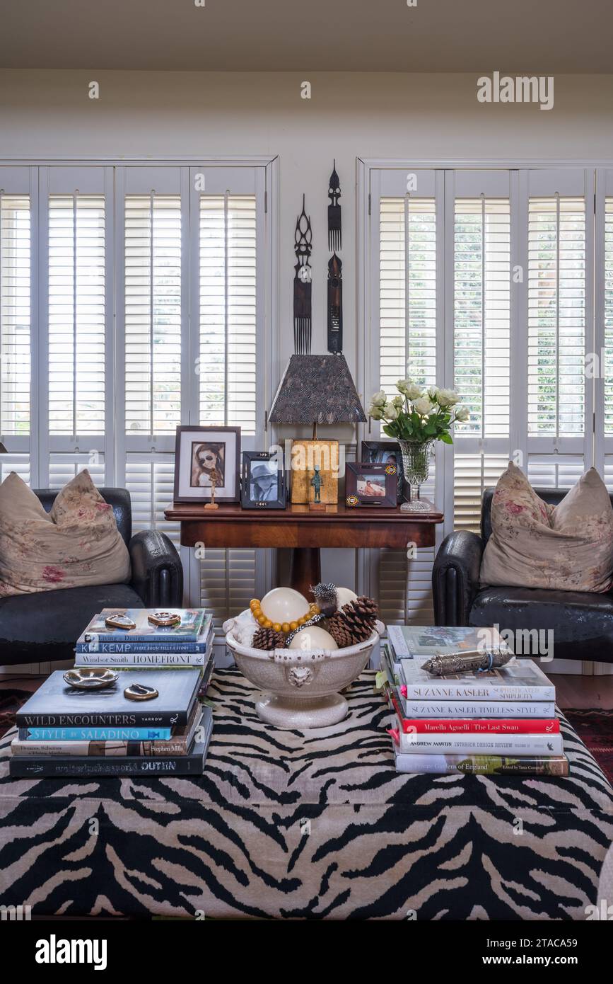 Colonial home interior hi-res stock photography and images - Alamy