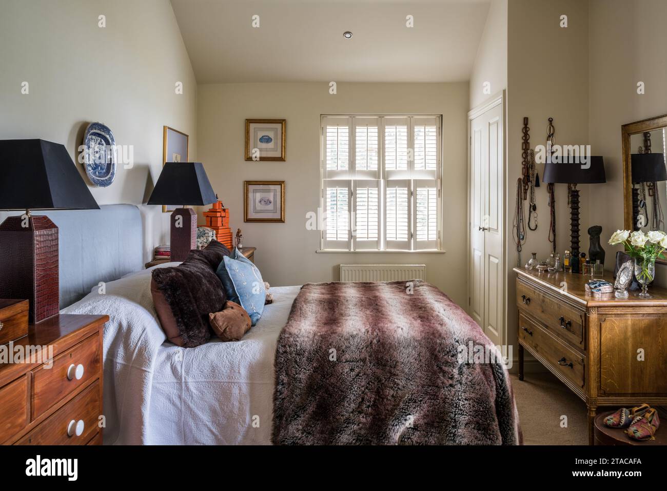 Double storey bed hi-res stock photography and images - Alamy