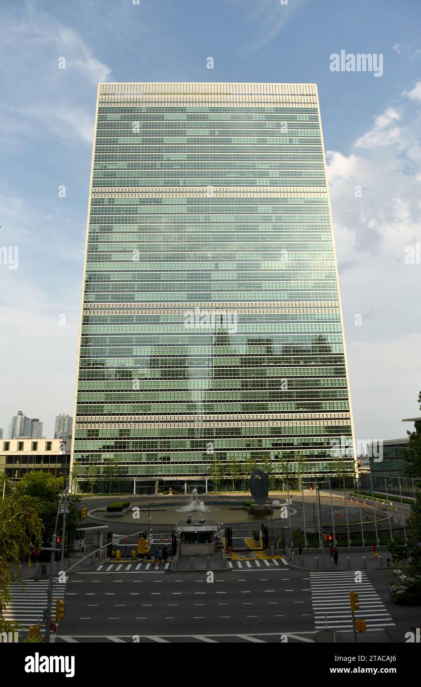 NEW YORK, USA - May 26, 2018: United Nations Building in New York is ...