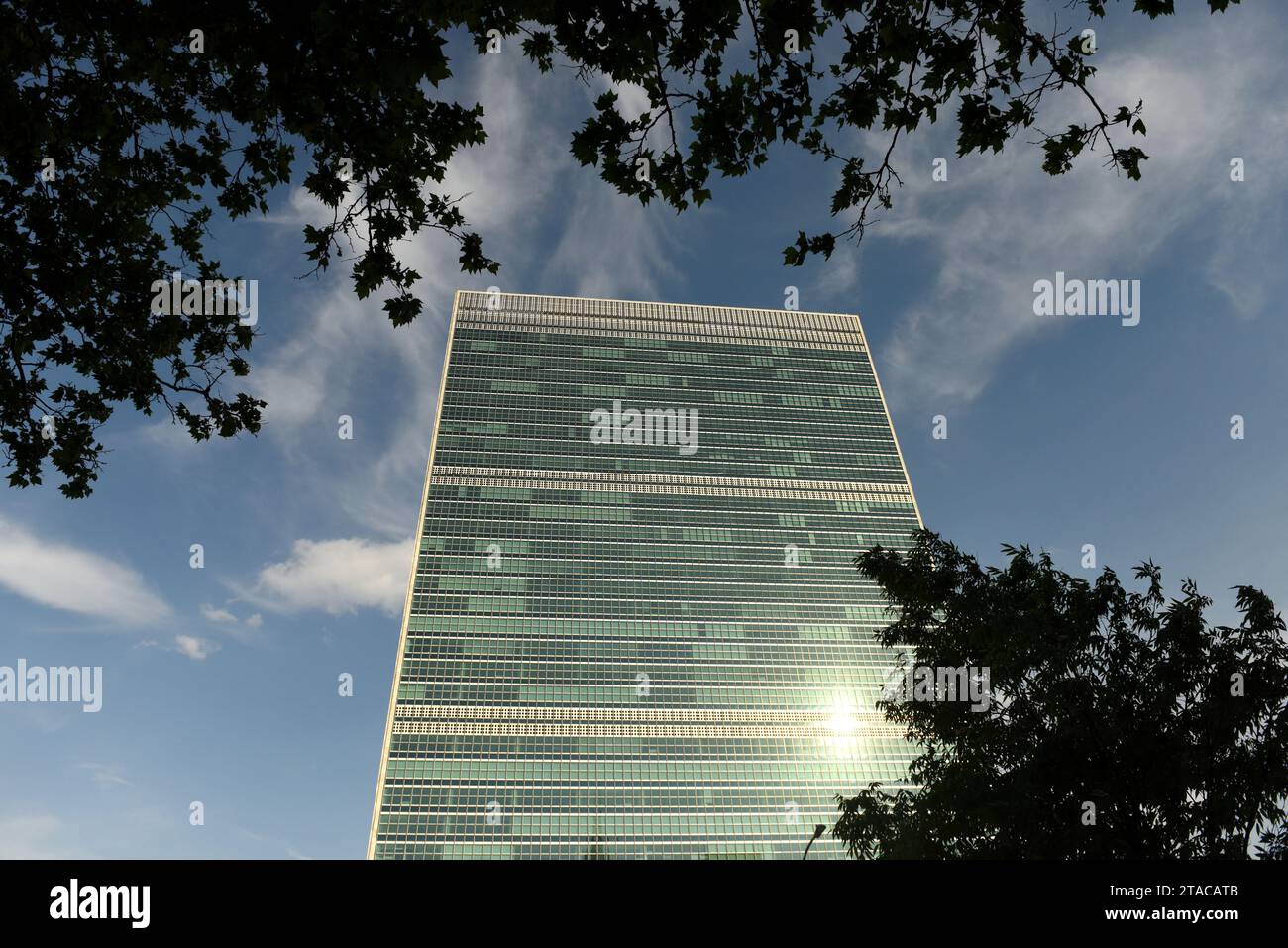 Un assembly building hi-res stock photography and images - Alamy