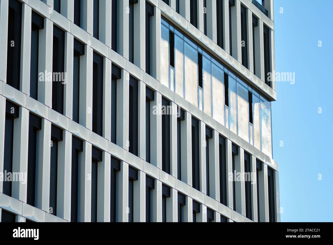 Bulging windows hi-res stock photography and images - Alamy