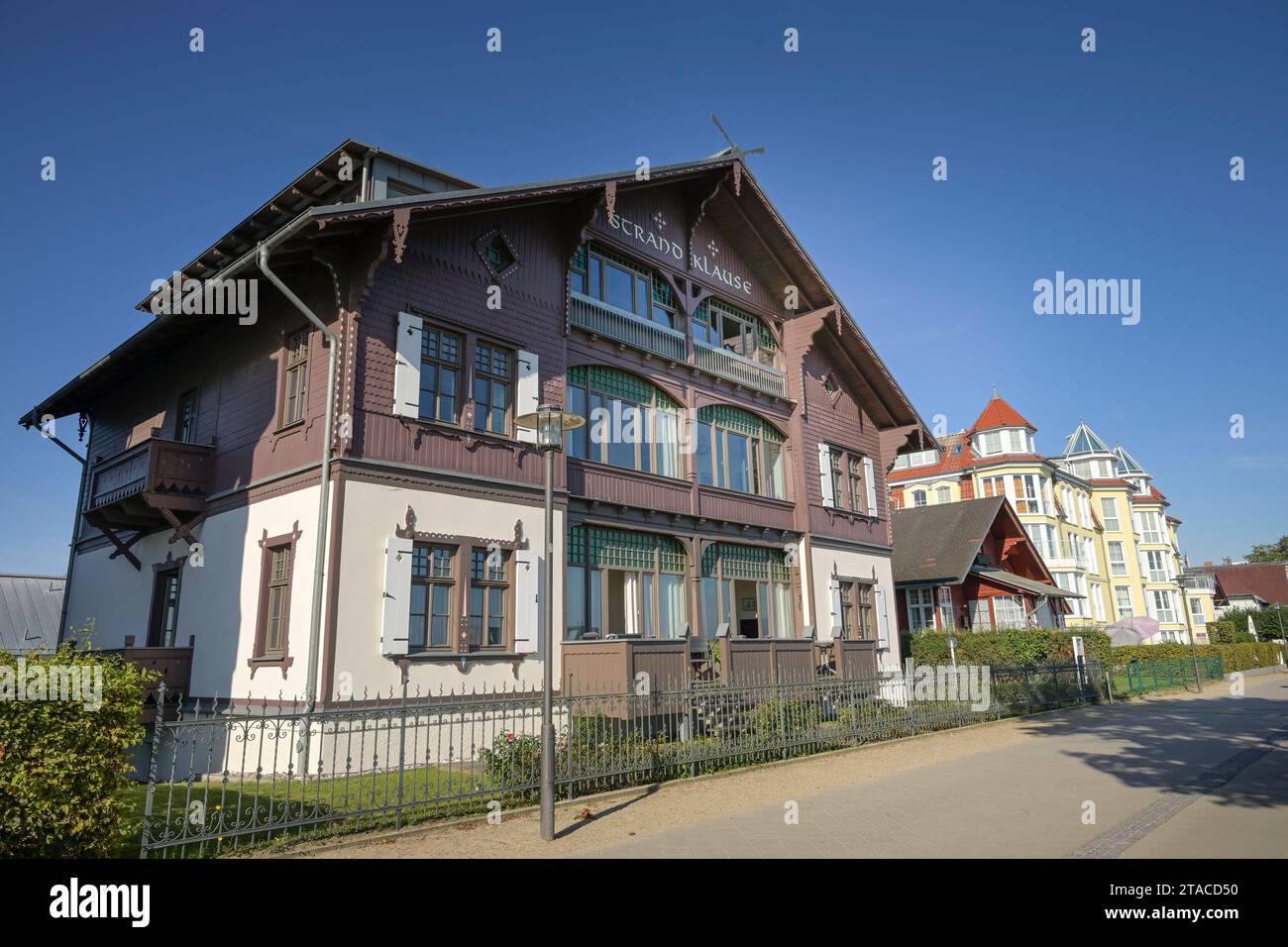 Holzhaus Villa Strandklause, Strandpromenade, Bansin, Usedom ...