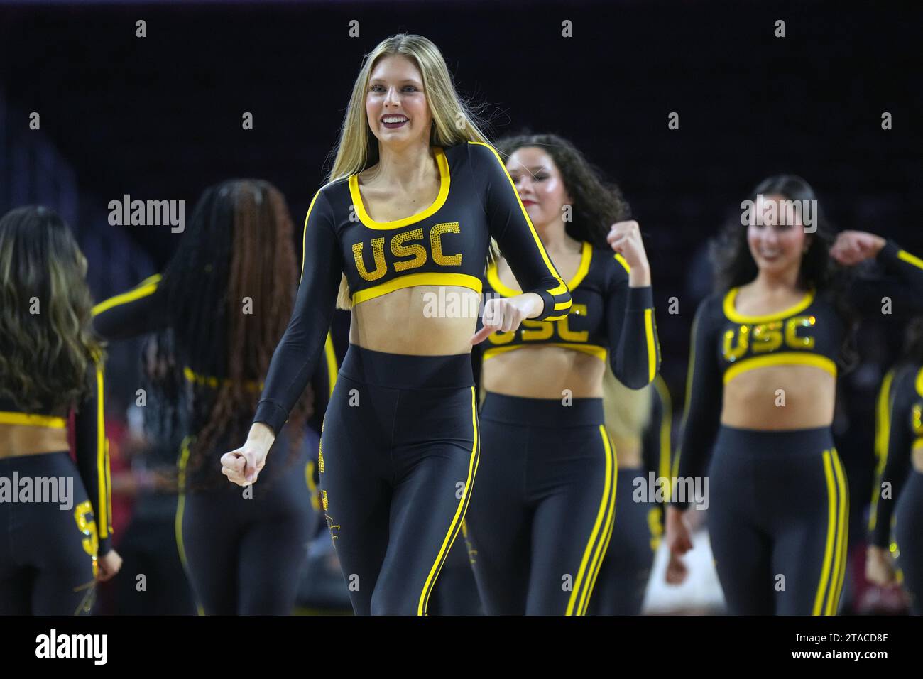 Southern California Trojans dance force team cheerleaders perform ...