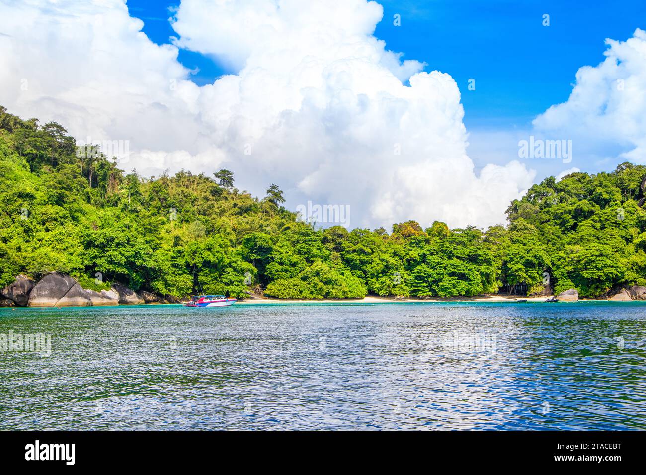 Beautiful panoramic tropical landscape of the Similan Islands in ...