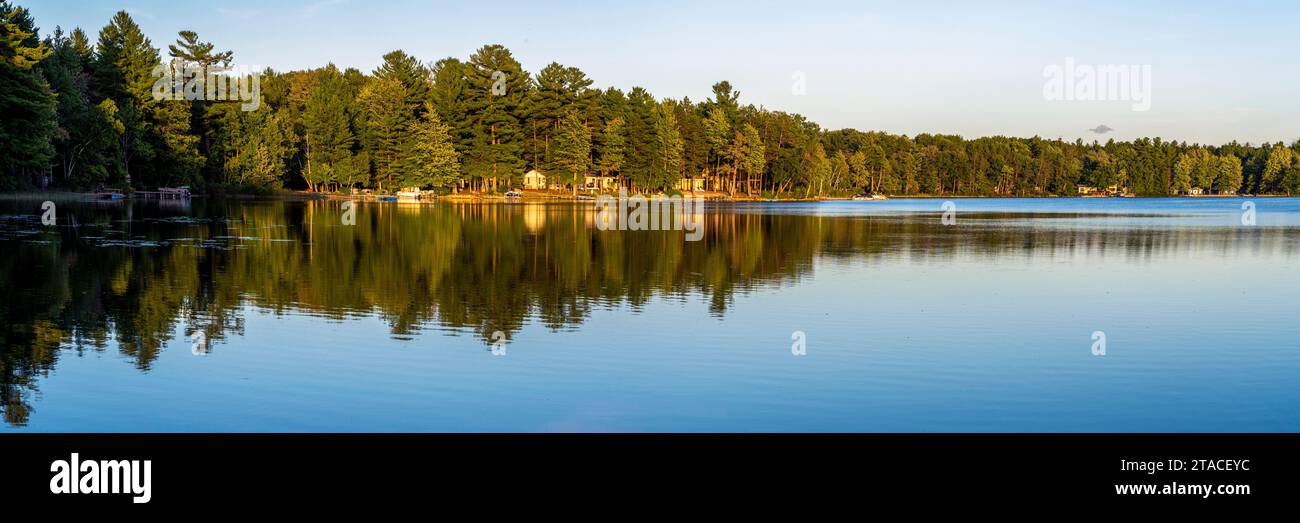 Bass lake hi-res stock photography and images - Alamy