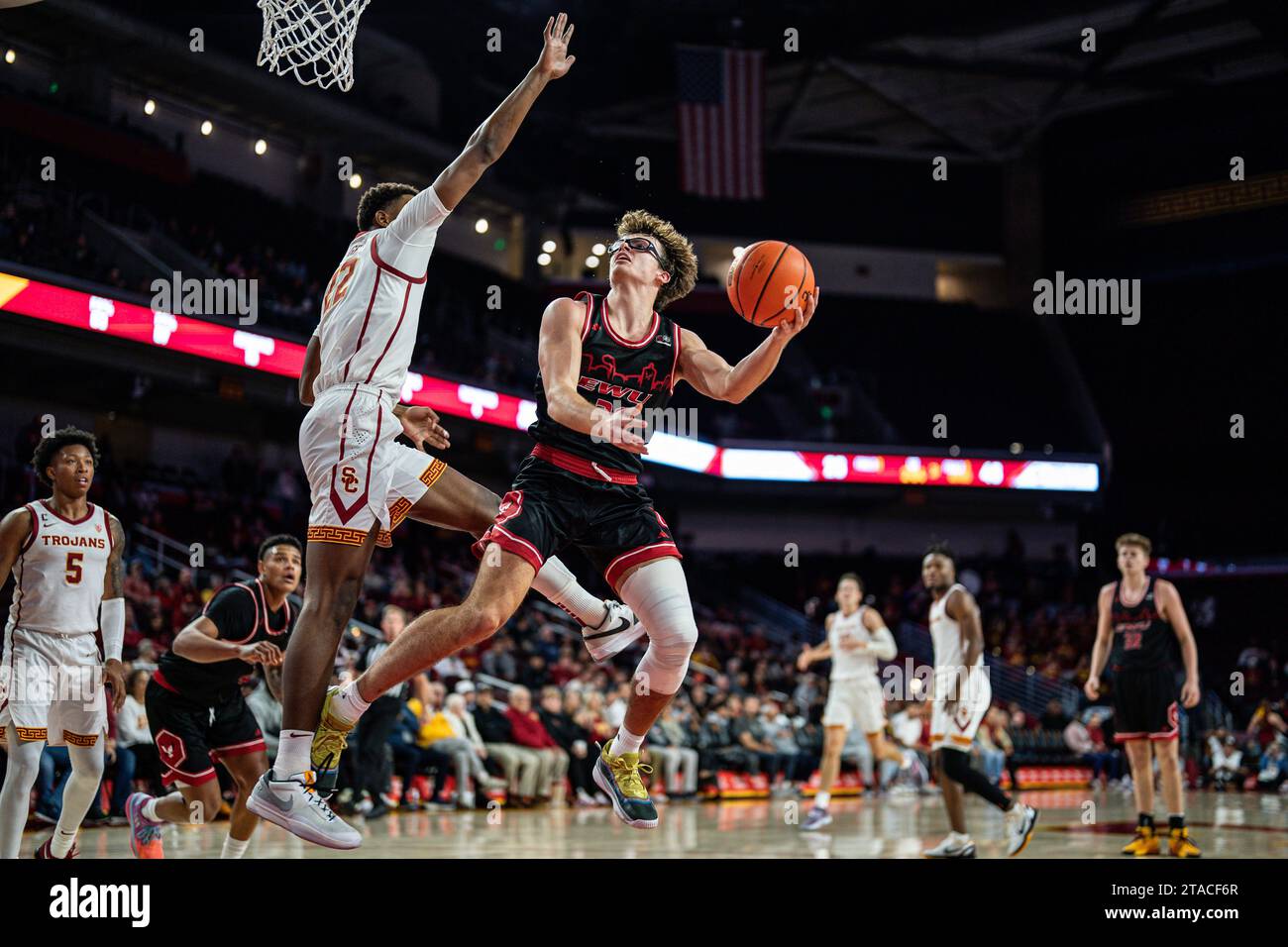 Eastern Washington Eagles forward Casey Jones (31) shoots over USC ...