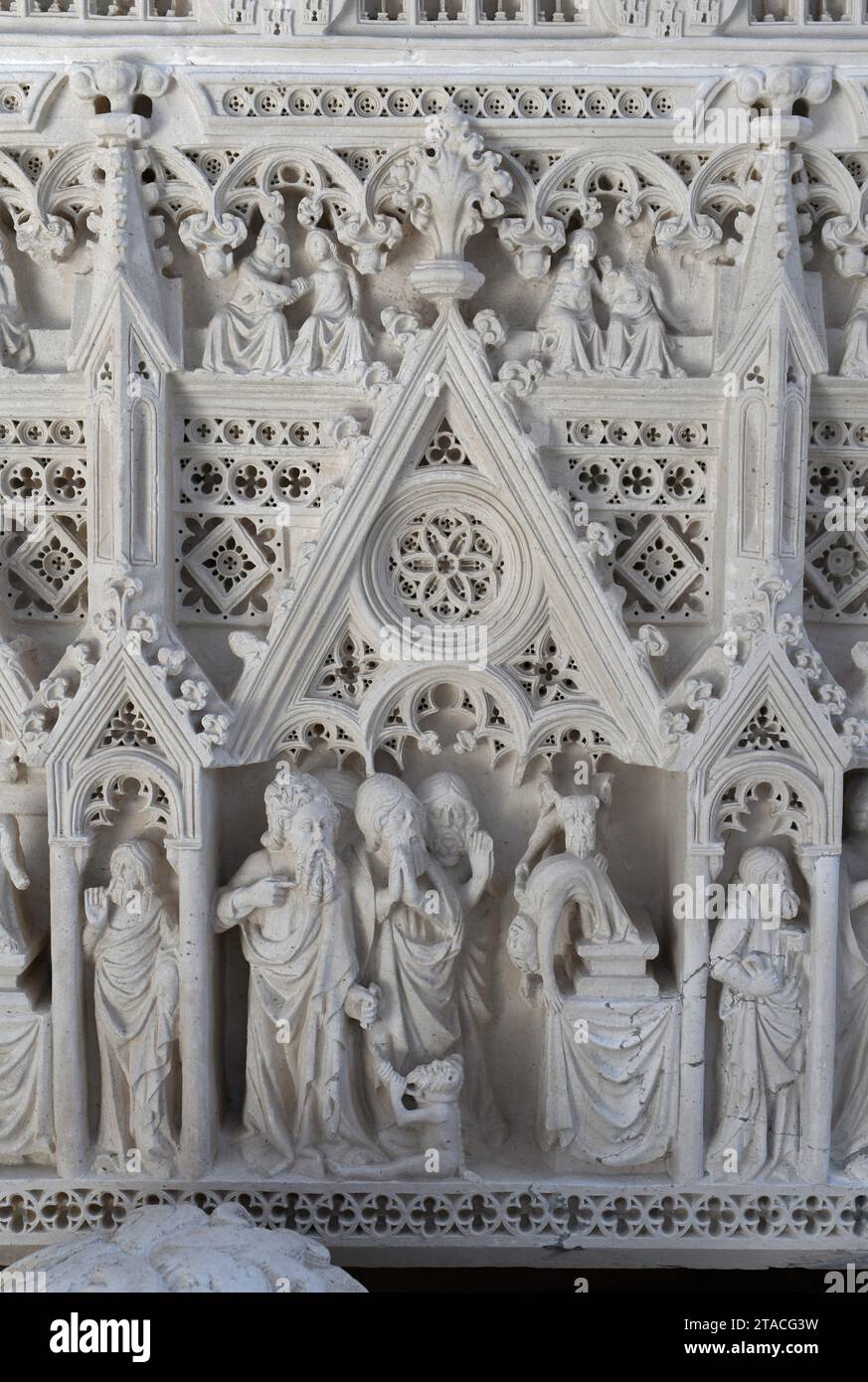 Alcobaça, Santa Maria monastery (12-18th century, gothic and baroque ...