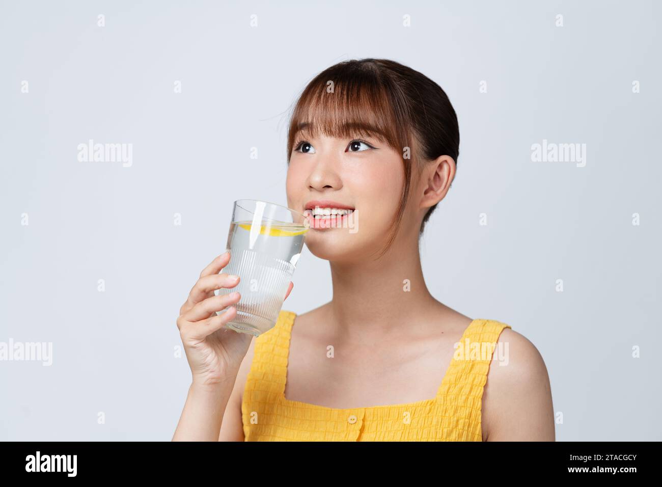 Hold the glass hi-res stock photography and images - Alamy Hold the glass hi-res stock photography and images - Alamy