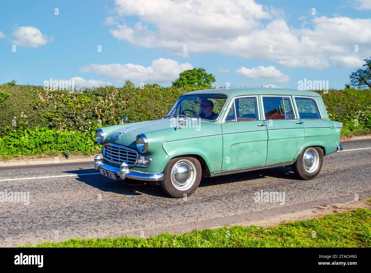 2088cc i 4 power plant hi-res stock photography and images - Alamy