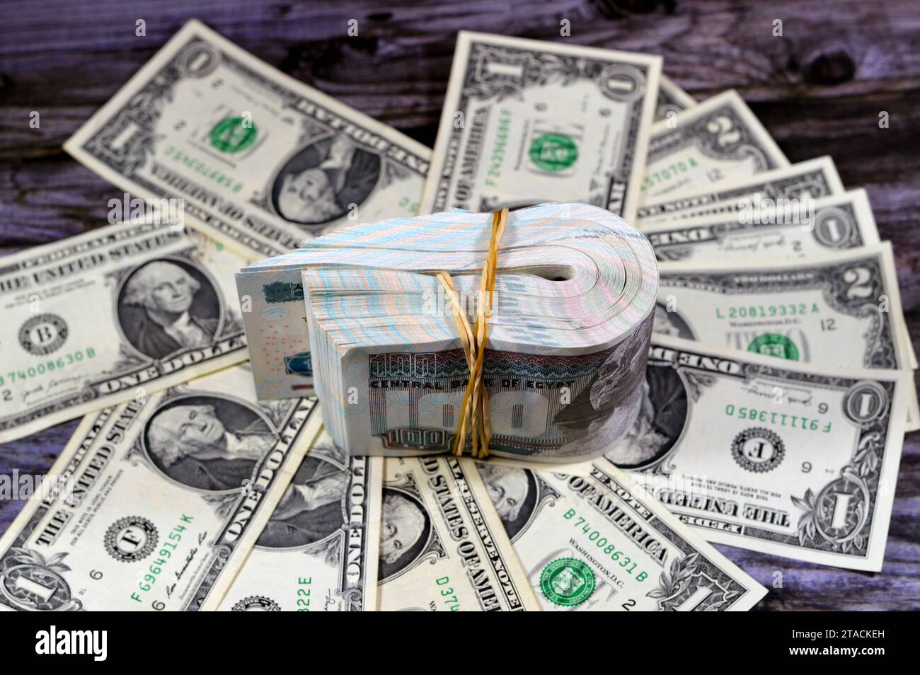 Old egyptian bank note currency hi-res stock photography and images - Alamy