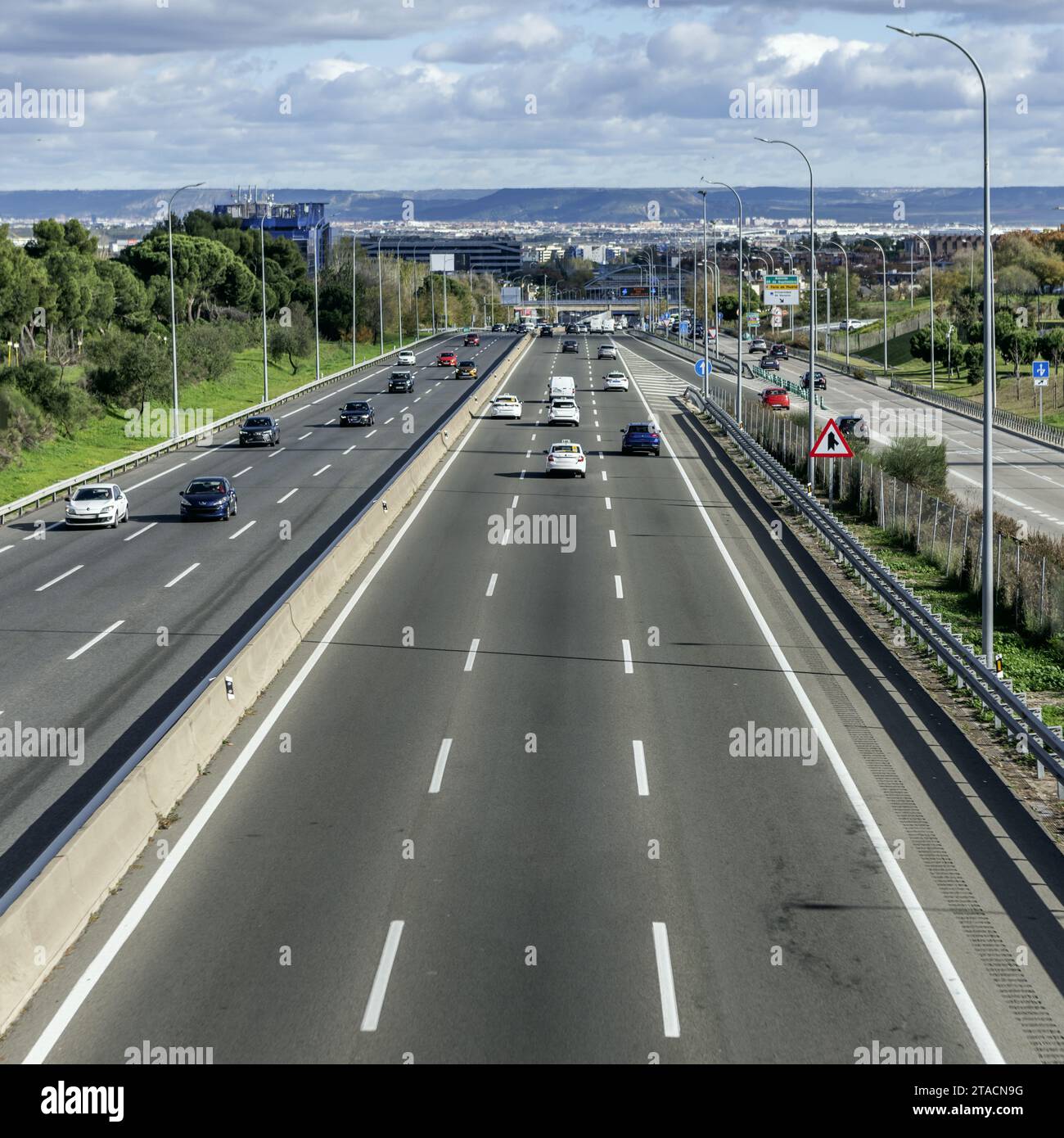 Image of the lanes of an access road Stock Photo - Alamy
