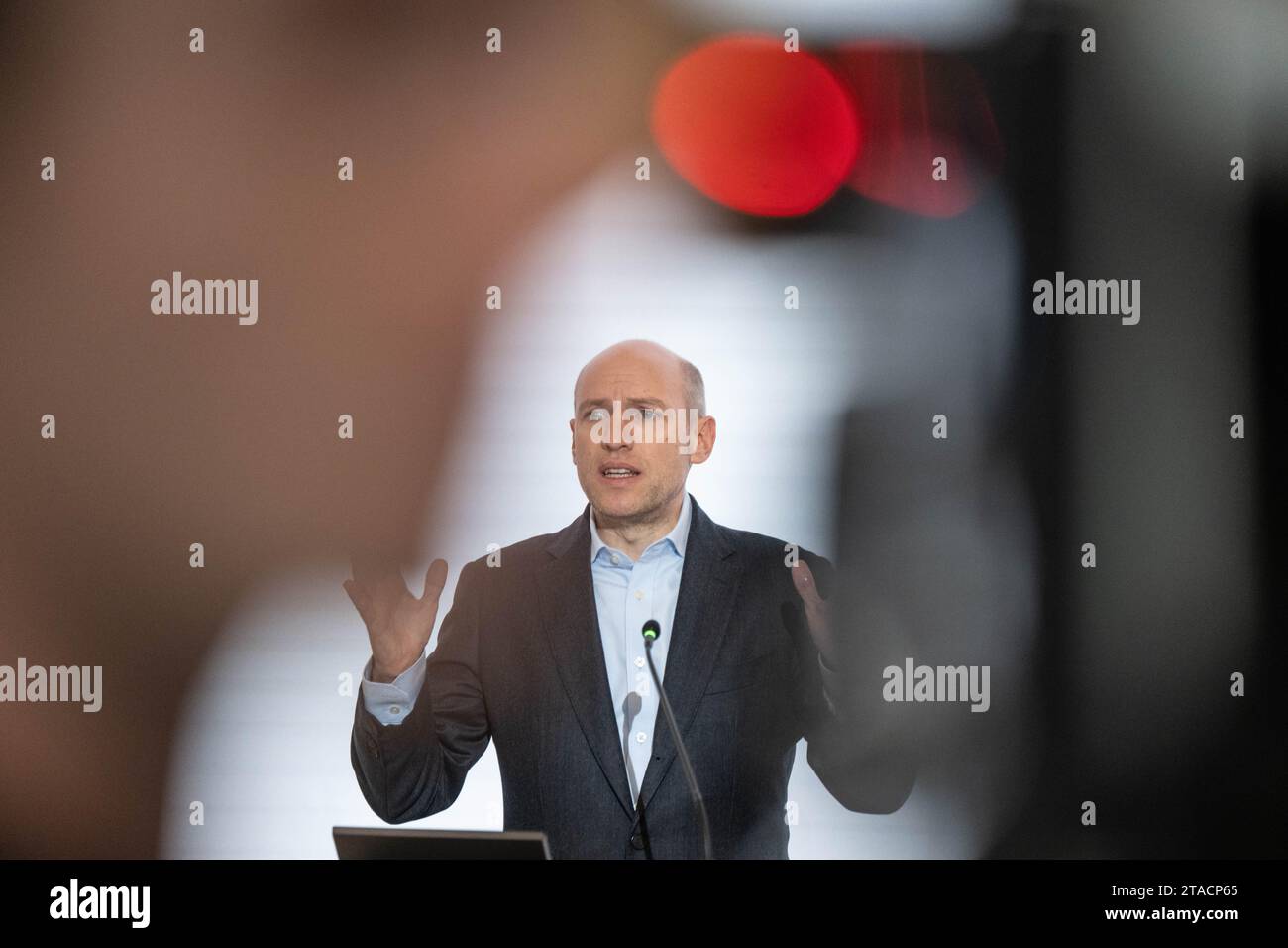 Wiesbaden, Germany. 30th Nov, 2023. Manfred Pentz (CDU), Secretary ...