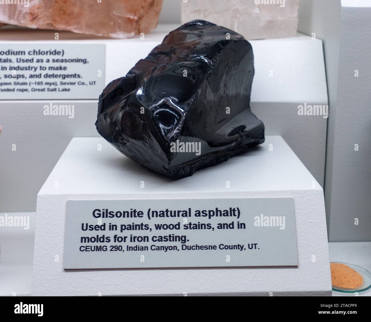 Gilsonite, natural asphalt, in the mineral collection in the USU ...