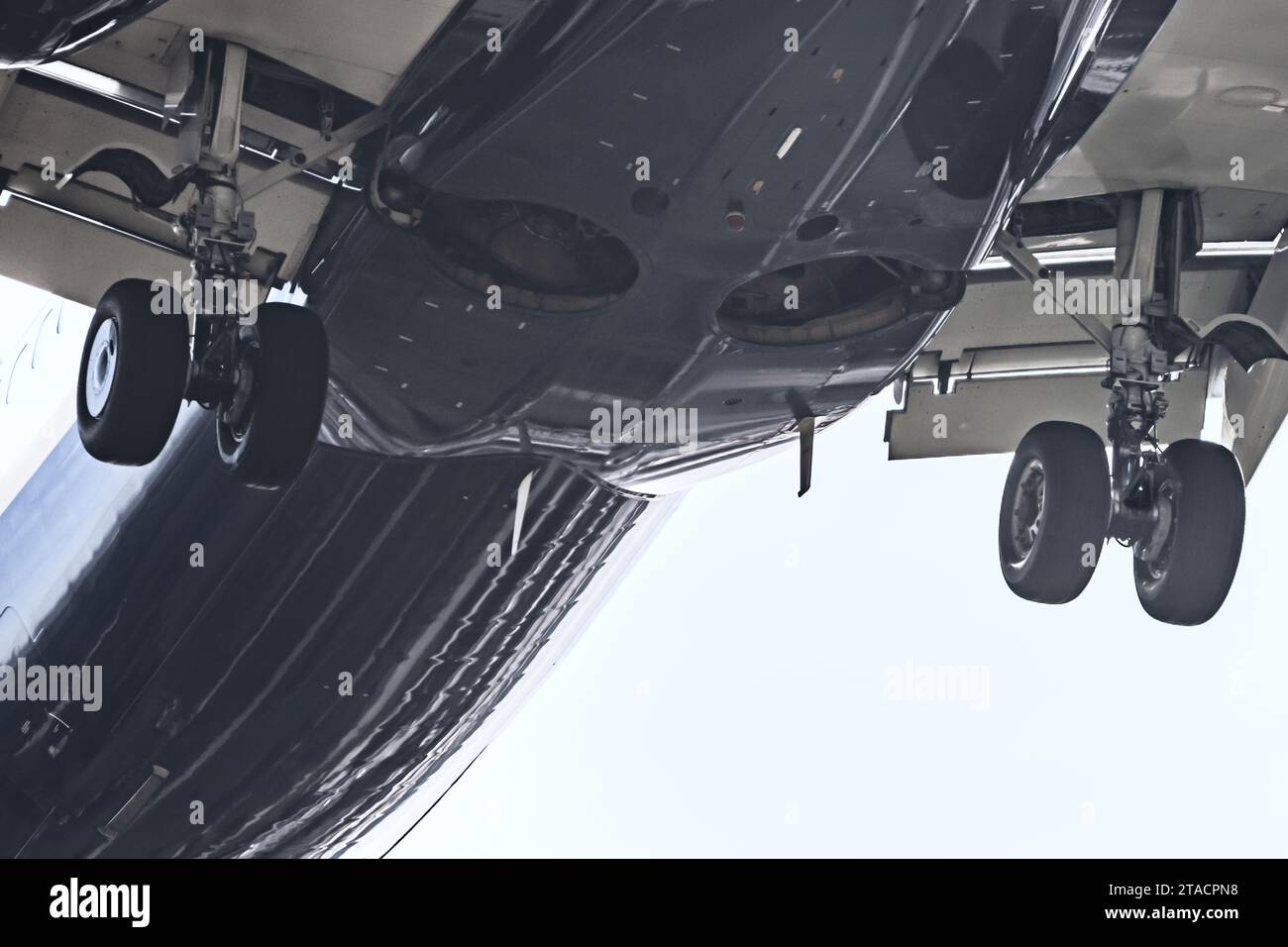 Fuselage and landing gear of a Boeing Stock Photo - Alamy