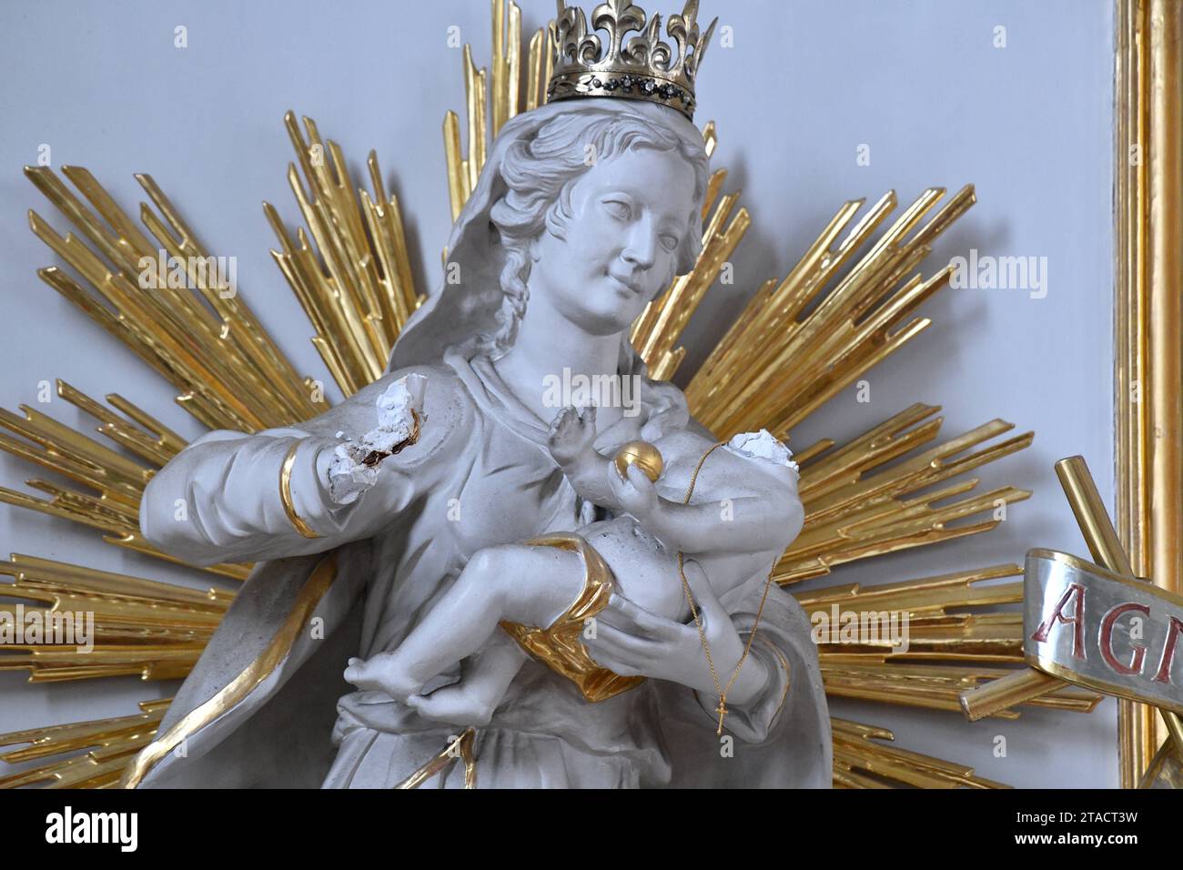 Cut off your hand jesus hi-res stock photography and images - Alamy