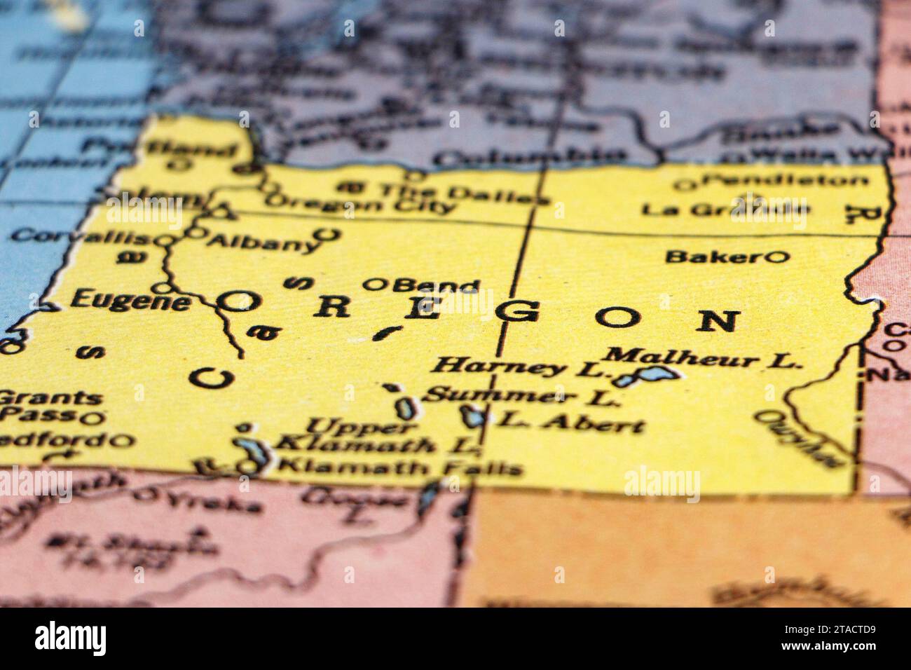 close up of usa map showing the state of oregon Stock Photo - Alamy