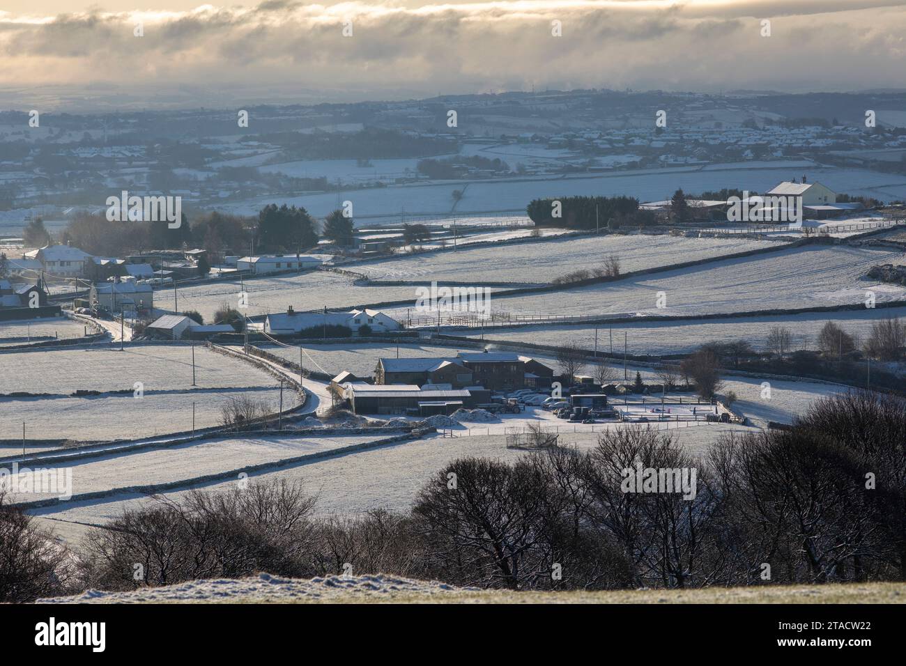 West Yorkshire, UK. 30th Nov, 2023. UK Weather. Snow turns the Pennine ...