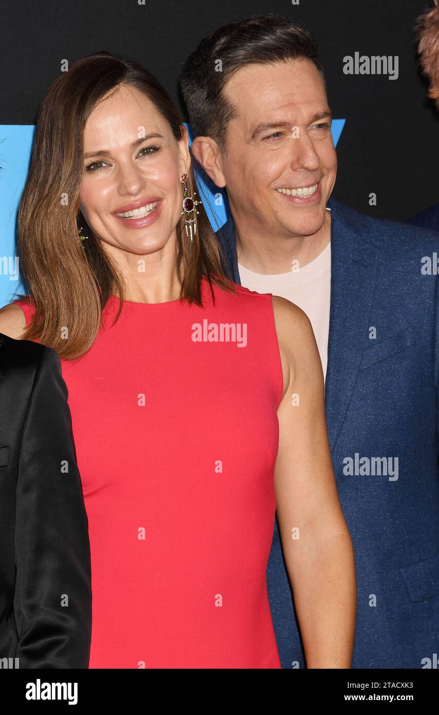LOS ANGELES, CALIFORNIA - NOVEMBER 29: (L-R) Jennifer Garner and Ed Helms attend the premiere of ...