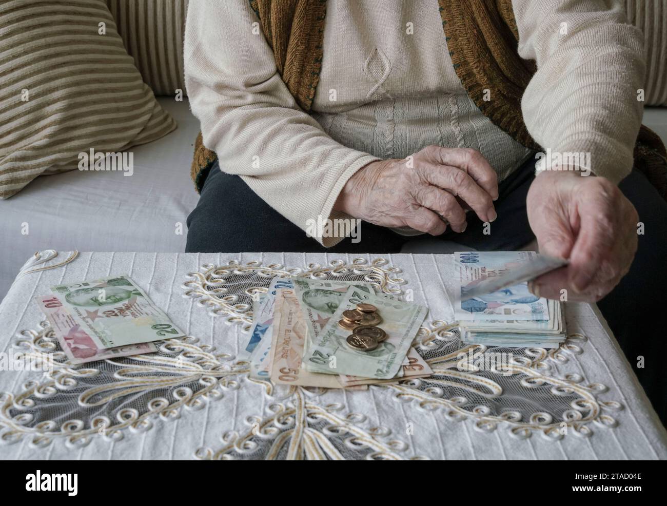 New turkish lira coin hi-res stock photography and images - Alamy