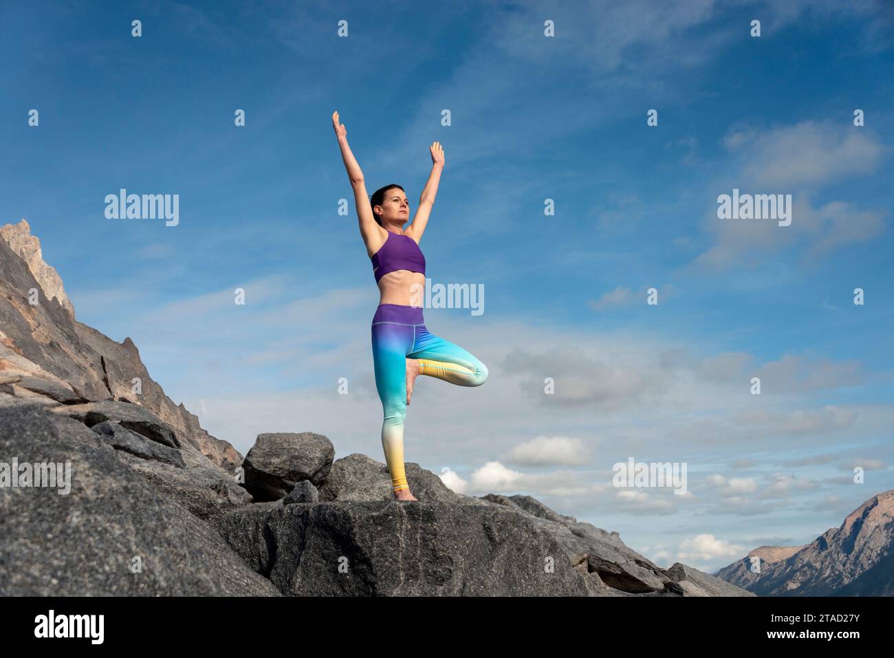 Yoga woman doing tree pose. Meditation and balance exercise in ...