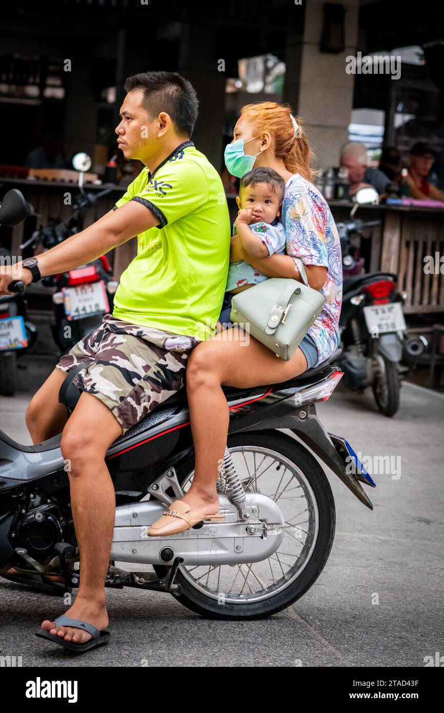 Pattaya children hi-res stock photography and images - Alamy