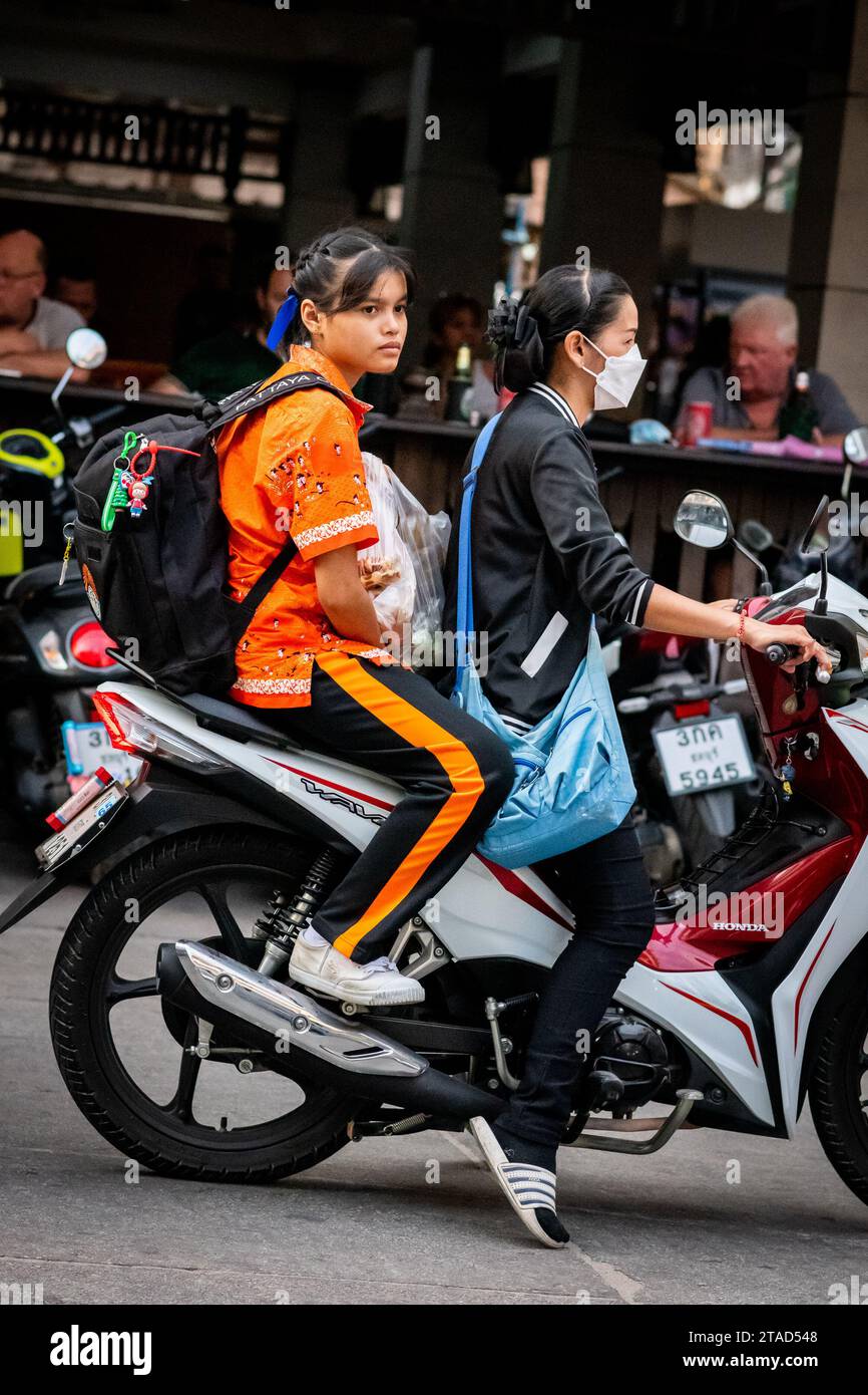Children riding pillion hi-res stock photography and images - Alamy