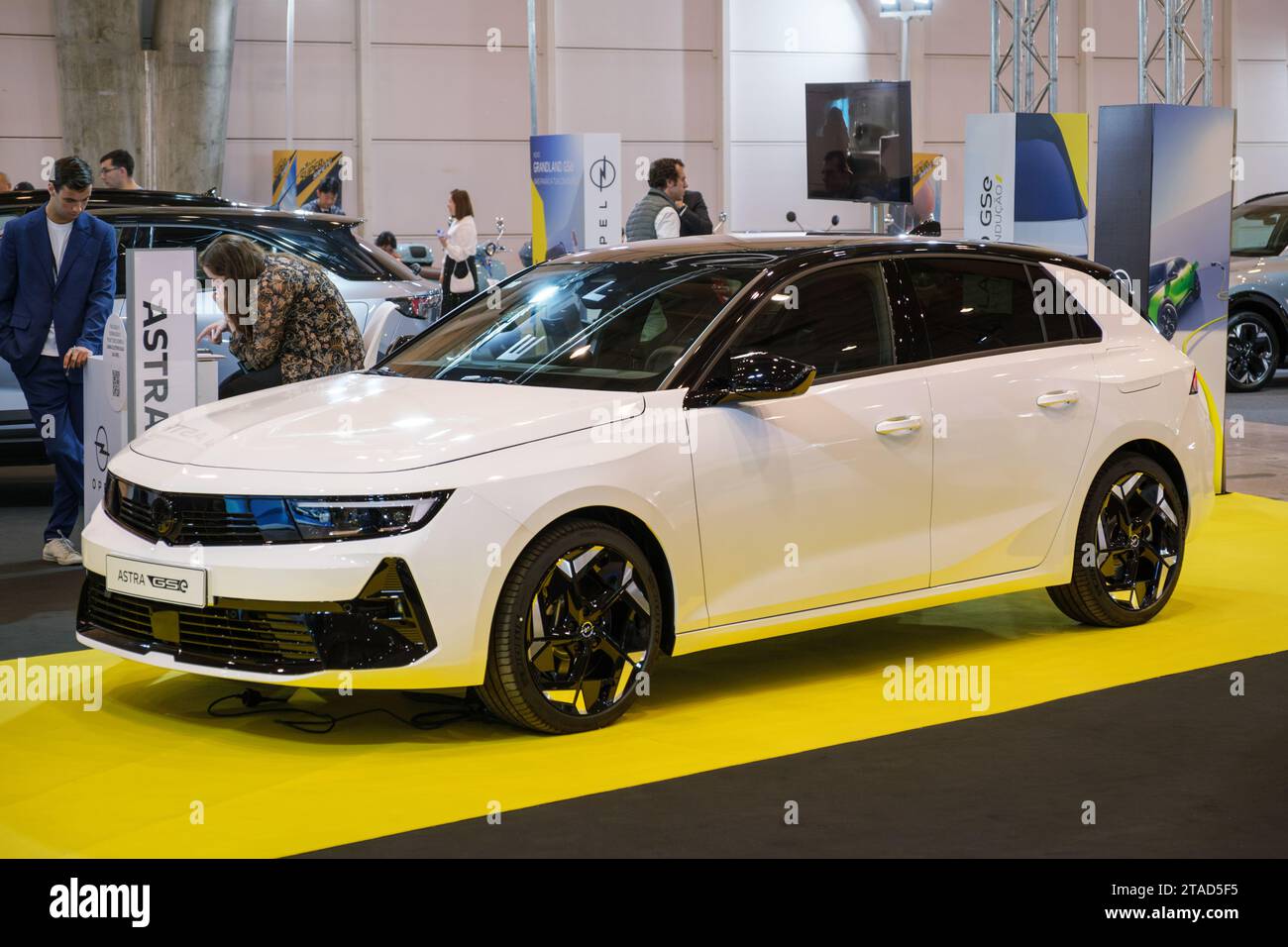 Opel astra gse car hi-res stock photography and images - Alamy