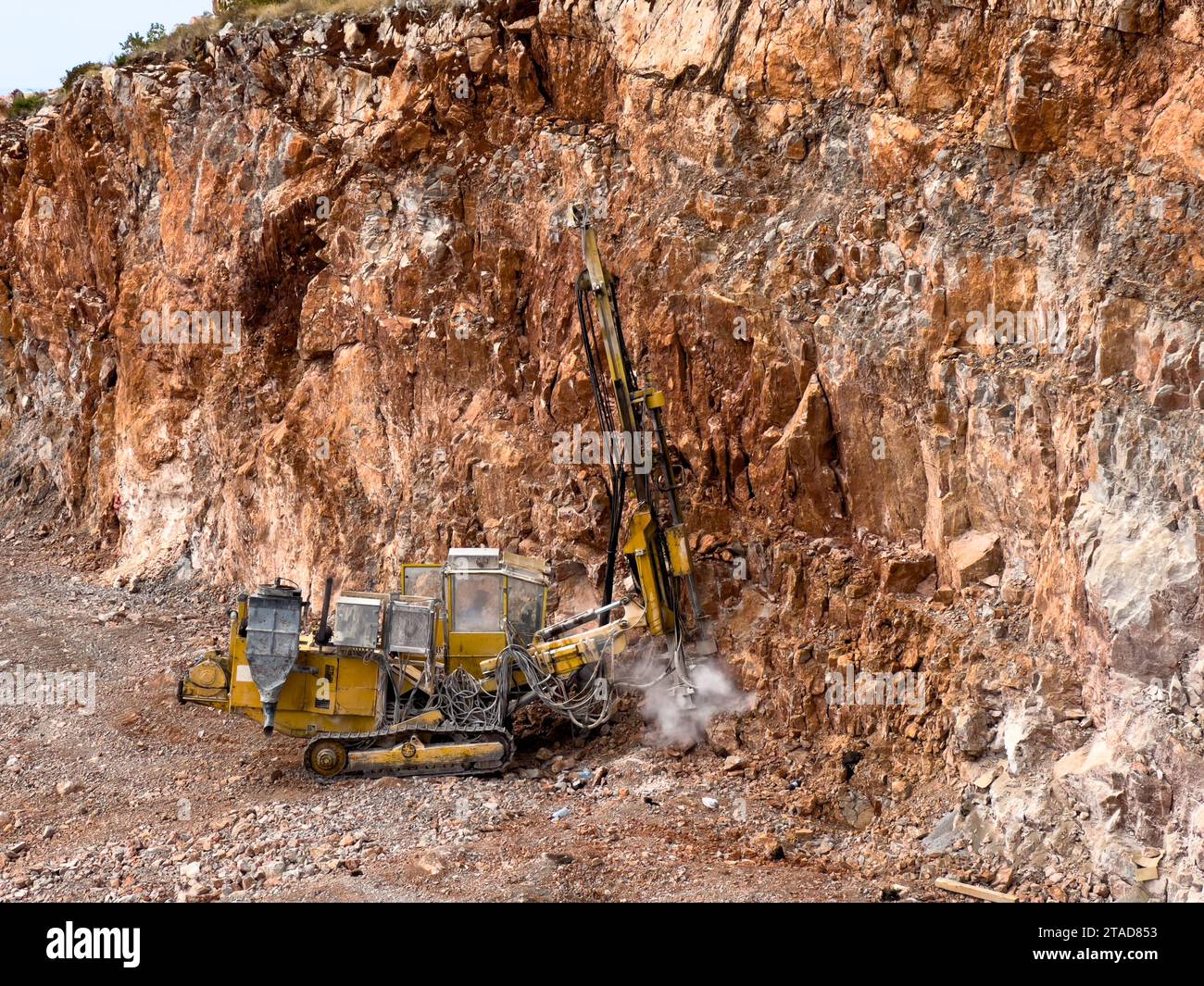 Extraction drills hi-res stock photography and images - Alamy