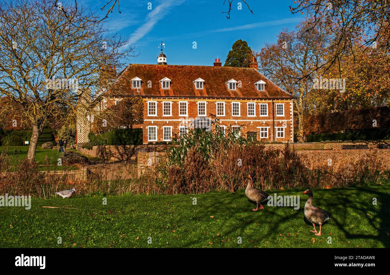 Hall Place in Autumn, Bexley, Kent, England Stock Photo - Alamy