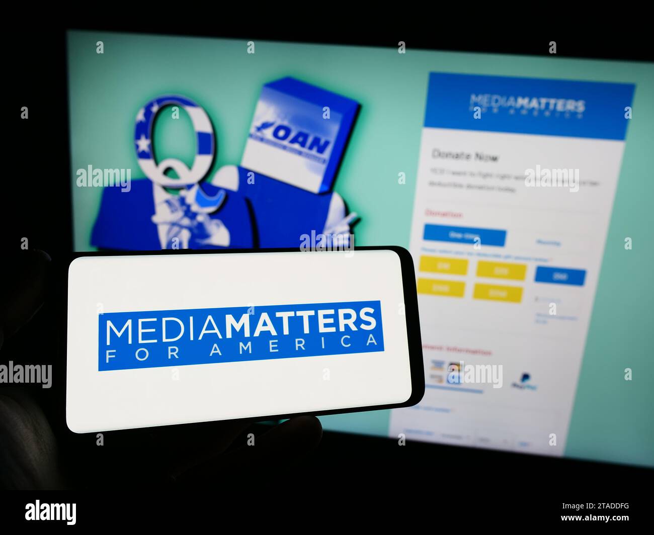 Media matters for america logo hi-res stock photography and images - Alamy