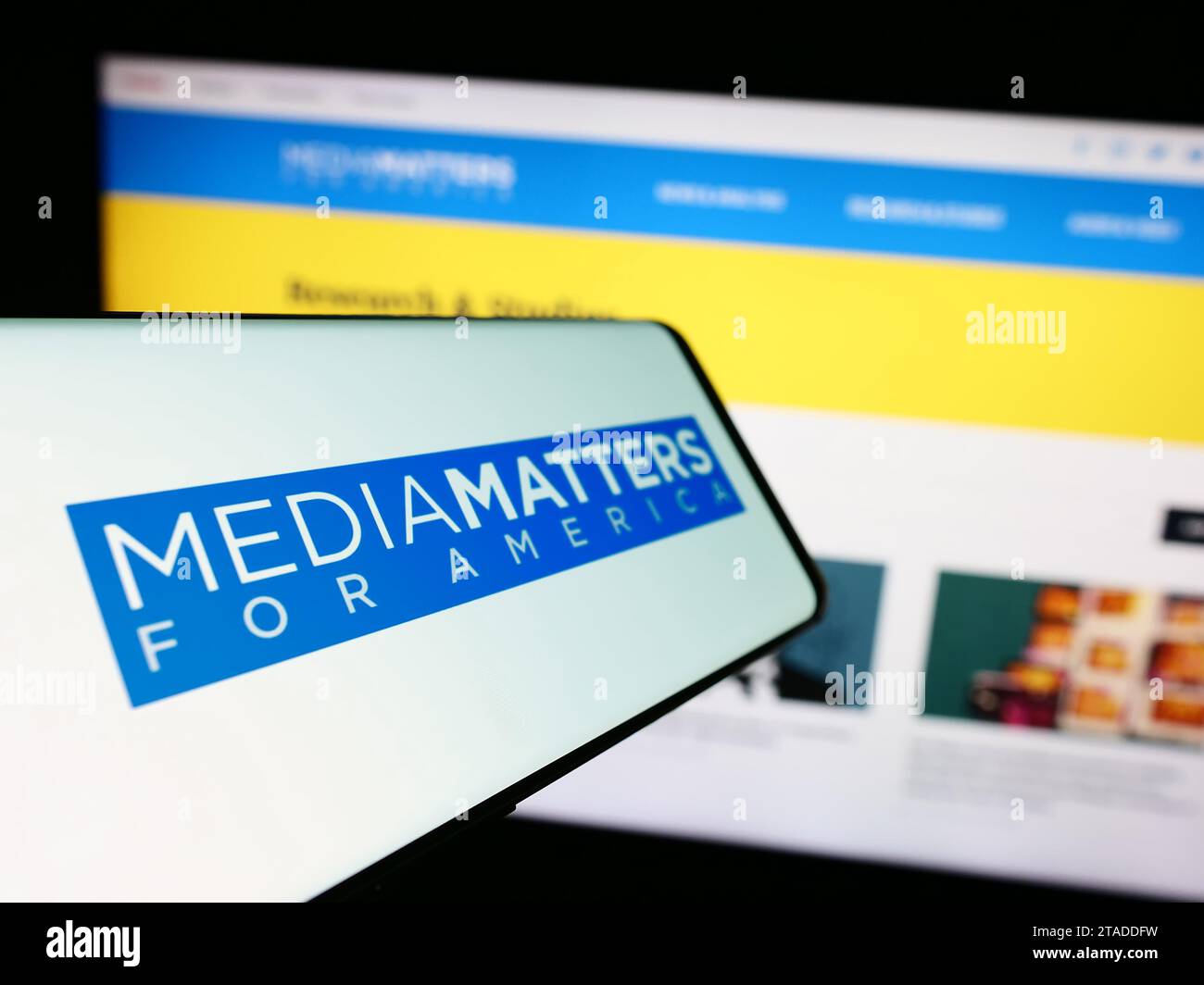 Media matters for america logo hi-res stock photography and images - Alamy