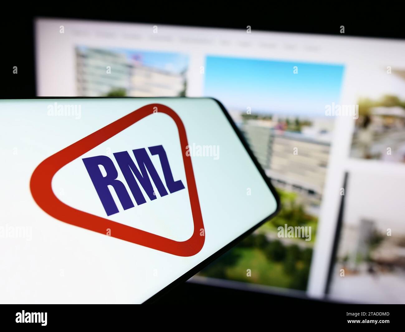 Rmz business logo hi-res stock photography and images - Alamy