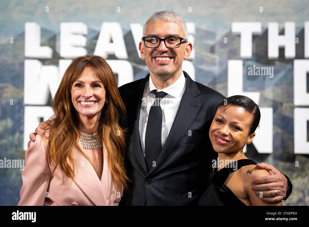 Julia Roberts, from left, director Sam Esmail and Myha'la Herrold pose ...