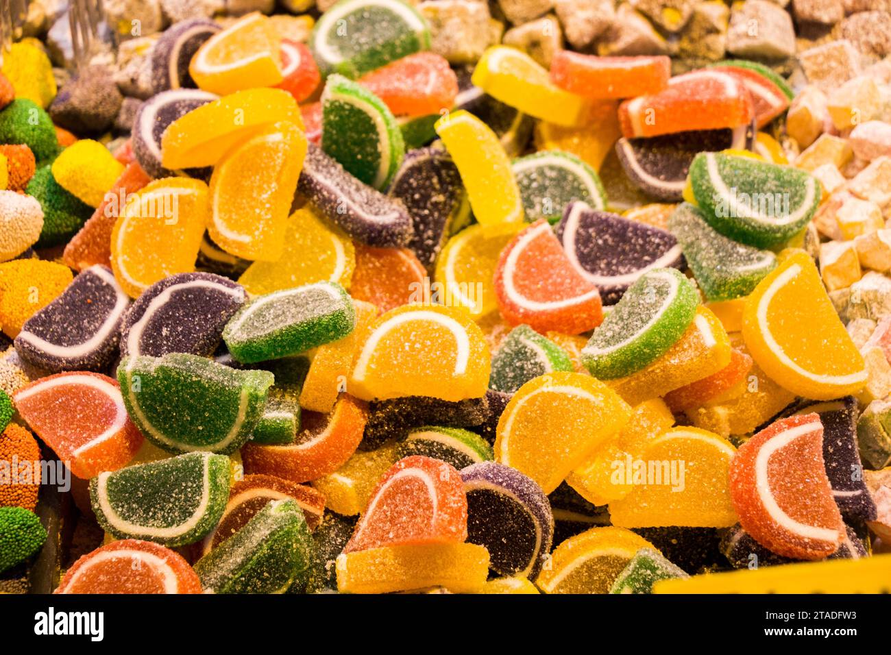 Lemon sweets hi-res stock photography and images - Alamy