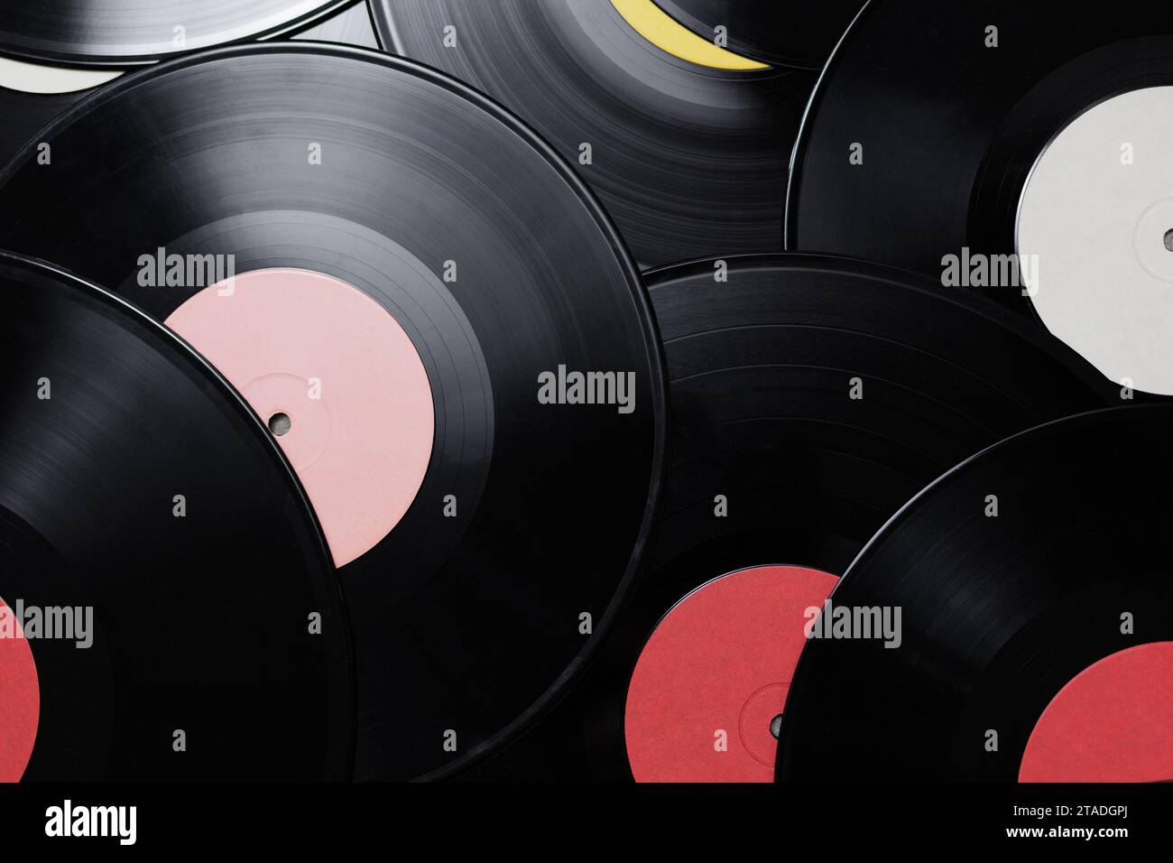 Half empty music hi-res stock photography and images - Alamy