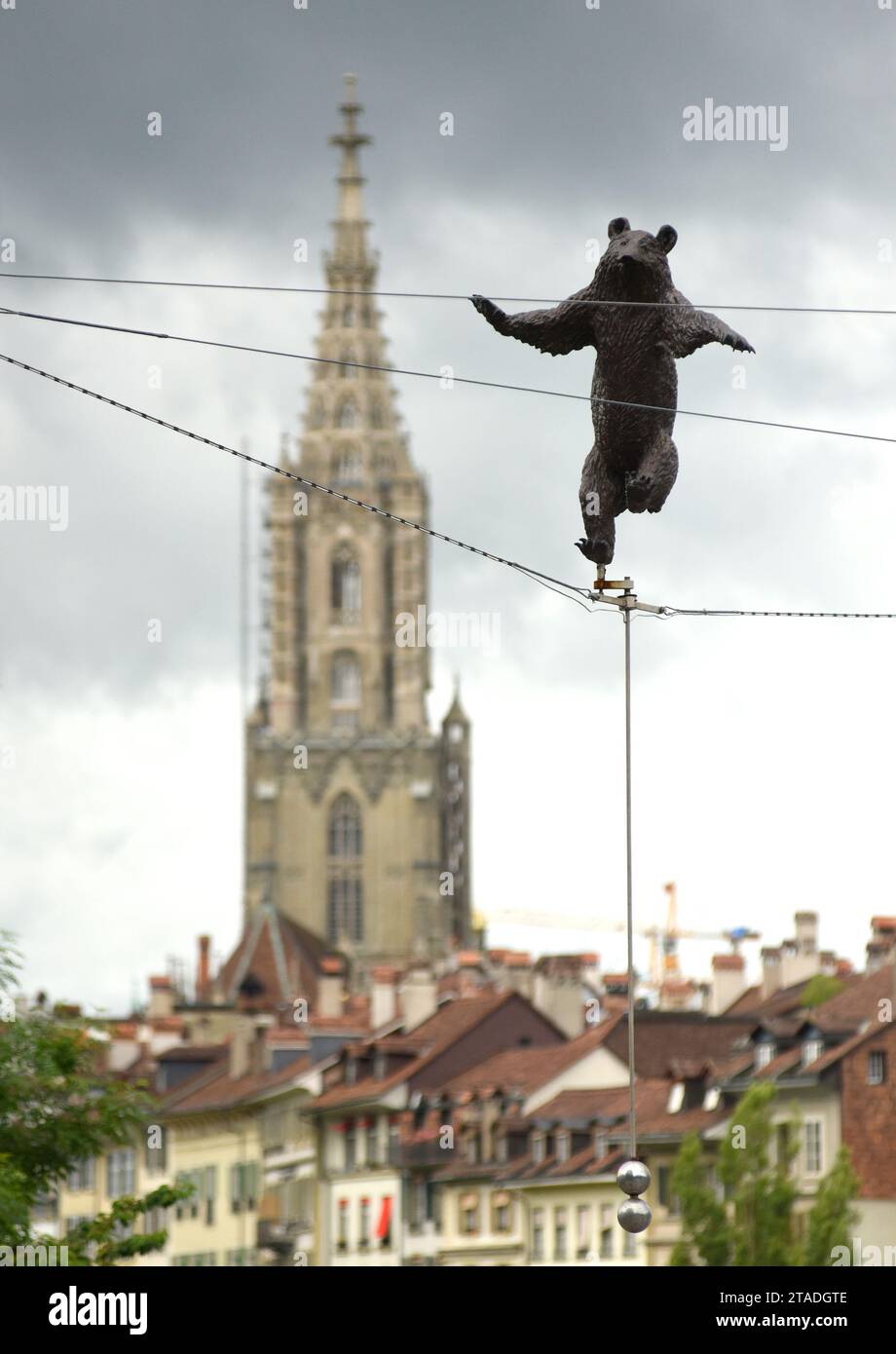 Zoo sculpture hi-res stock photography and images - Alamy