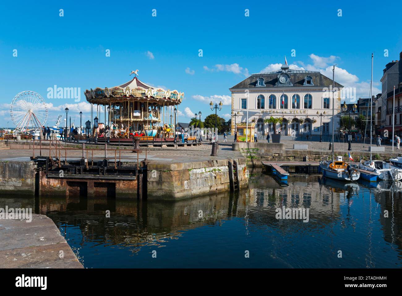 Harbour basin, Carrousel from 1900, Carrousel Palace 1900, Town Hall ...