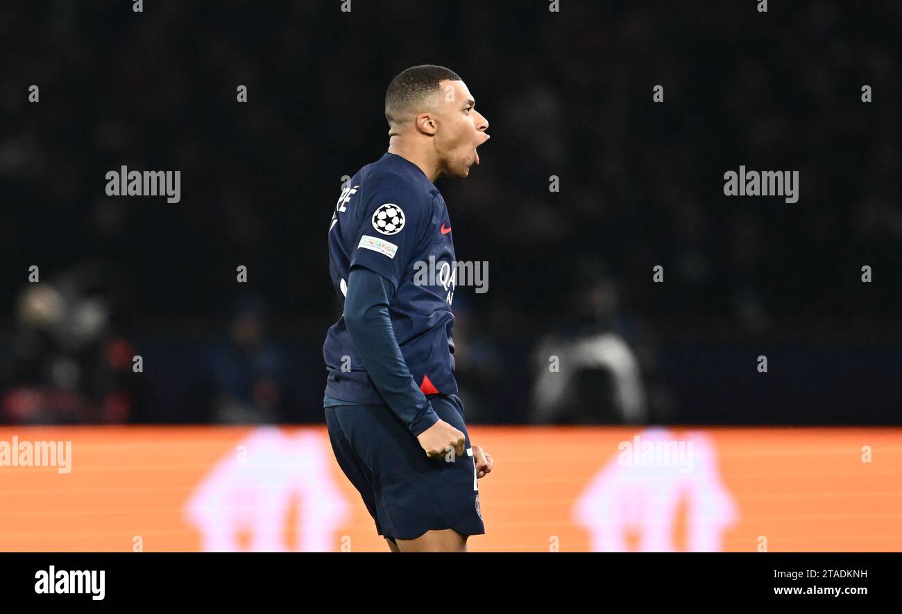 PARIS, FRANCE - NOVEMBER 28: Kylian Mbappe of PSG celebrates after ...