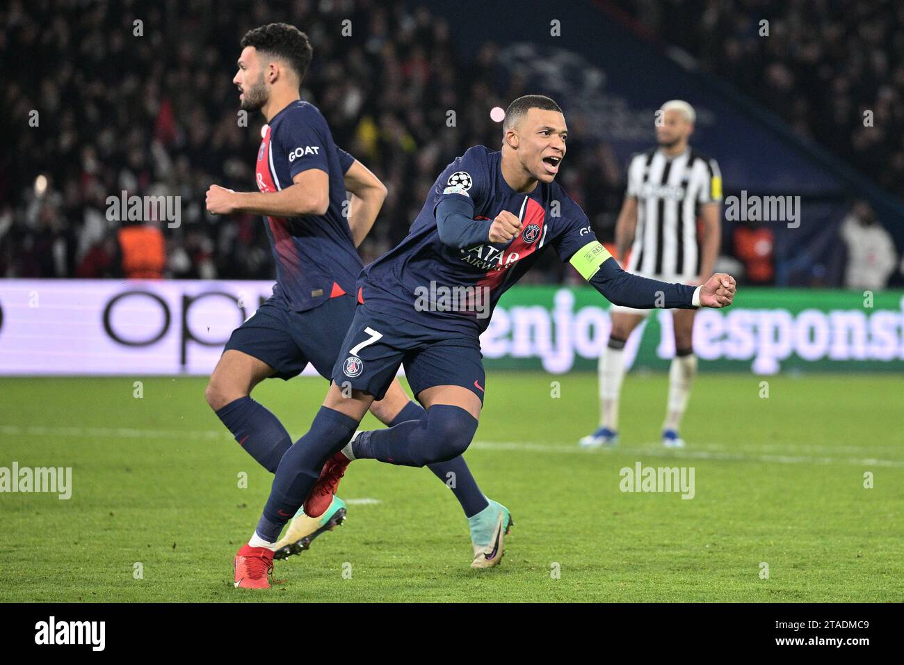 Kylian mbappe france kit hi-res stock photography and images - Alamy