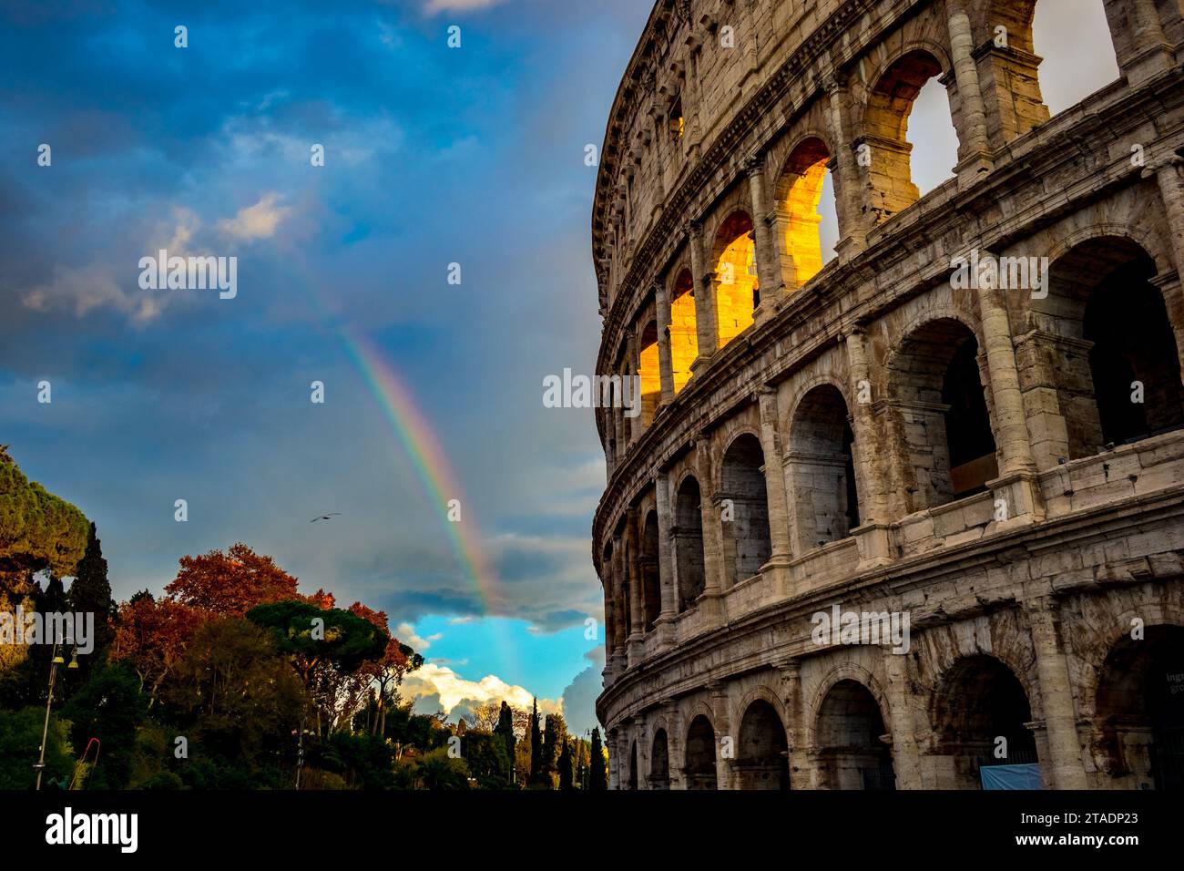 Side view of the coliseum hi-res stock photography and images - Alamy