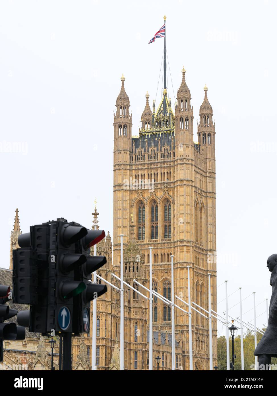 Sovereign's Tower, House of Lords, Houses of Parliament, London ...