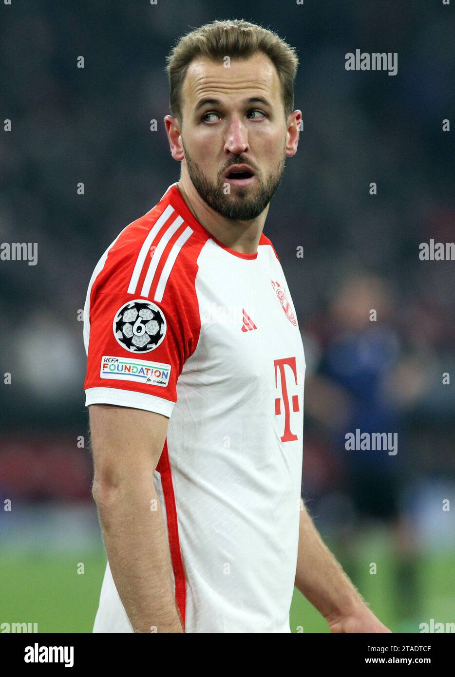 Fussball champions league football match fc bayern and f c hi-res stock photography and images ...