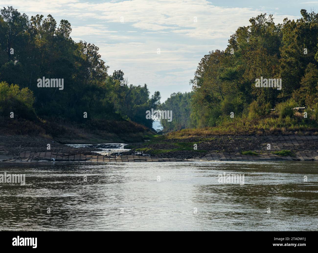 Small tributary of Mississippi river in extreme low water conditions ...