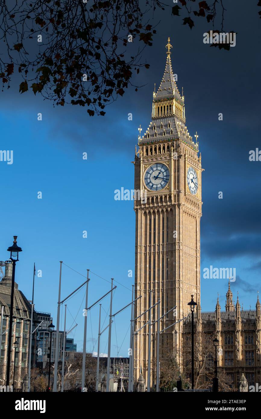 London, UK. 28th November, 2023. Storm clouds above Big Ben and the ...