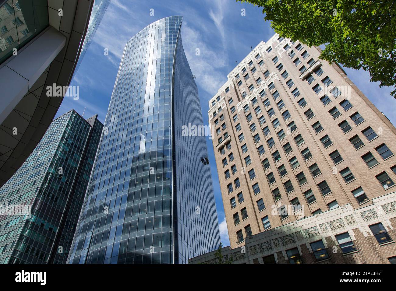 Vancouver skyscraper marine building hi-res stock photography and images - Alamy