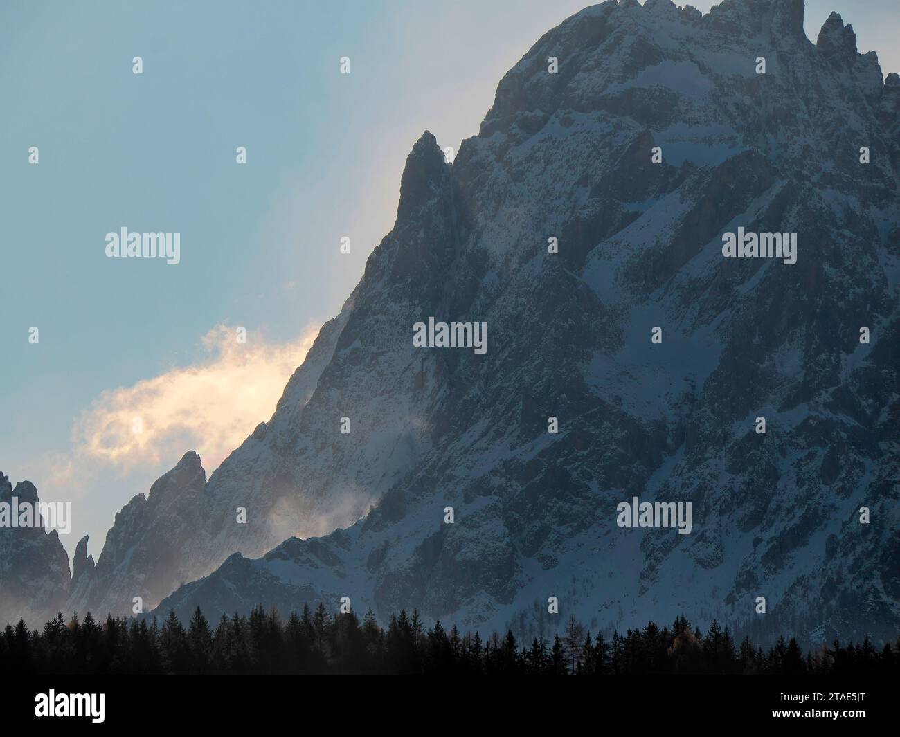Dolomites park of Lavaredo Peaks of Mountain Rudo, Croda dei Rondoi ...