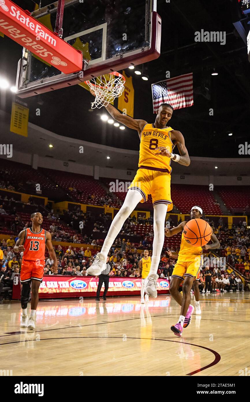 Arizona State Sun Devils forward Alonzo Gaffney (8) dunks the ball in ...