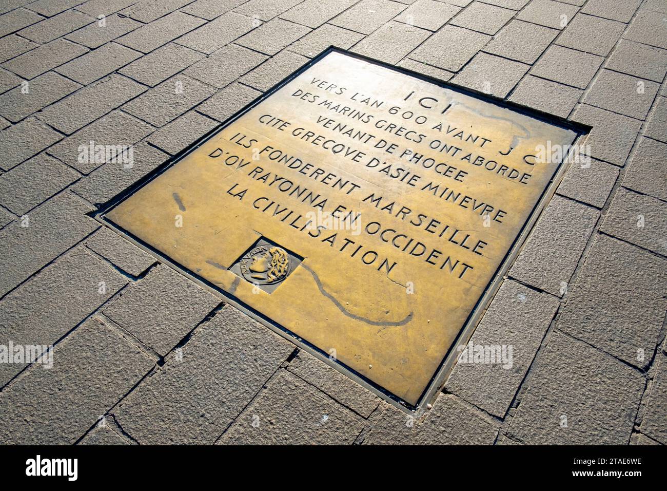 Foundation stone plaque hi-res stock photography and images - Alamy
