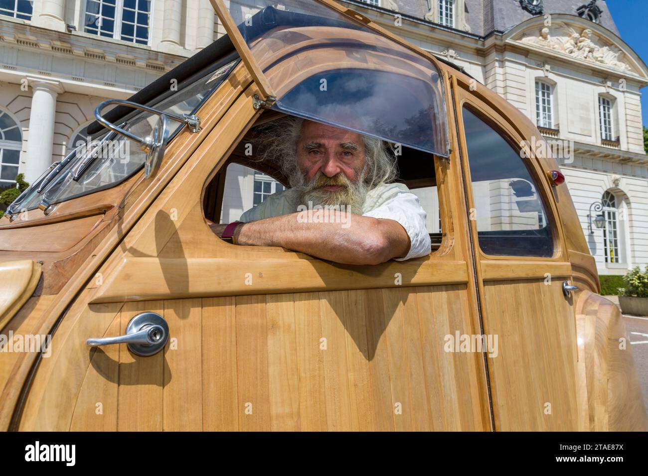 Montbazon, Château d'Artigny, Michel Robillard, a former cabinetmaker ...