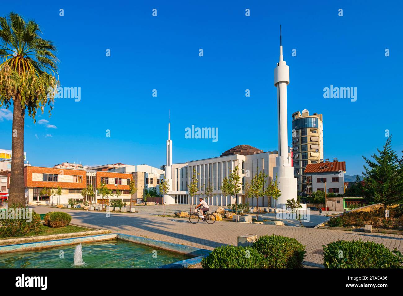 Albania, Elbasan, Qemal Stafa boulevard, the new Ballia mosque, built ...